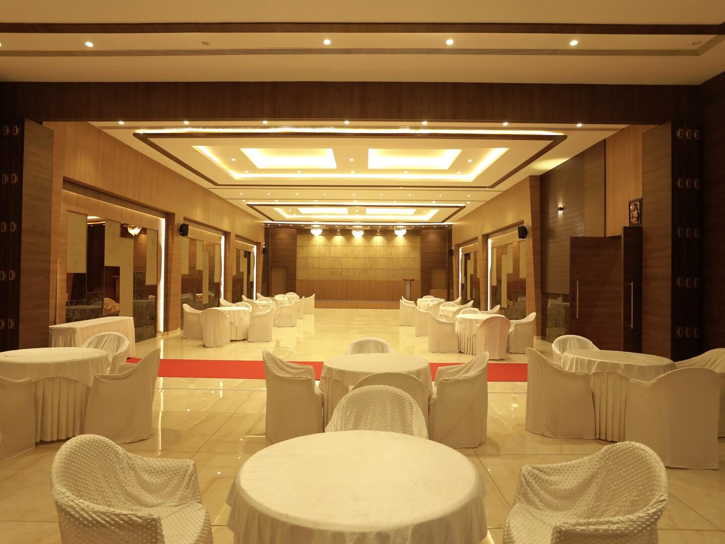 Sam's Banquet Hall, Kavundampalayam Cockraco